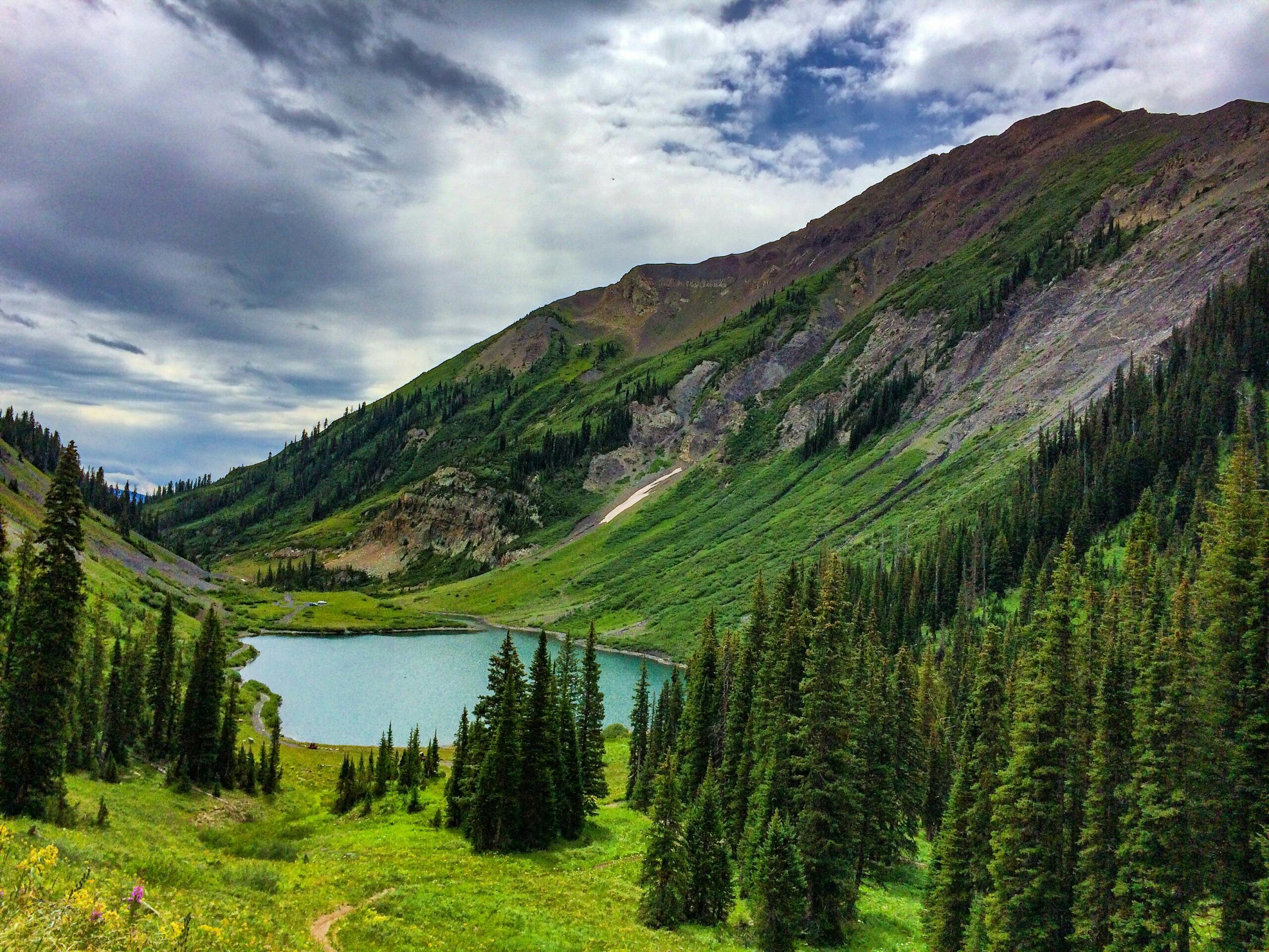 Aspen Private Jet Charter - Studio Jet Executive Aircraft Charter